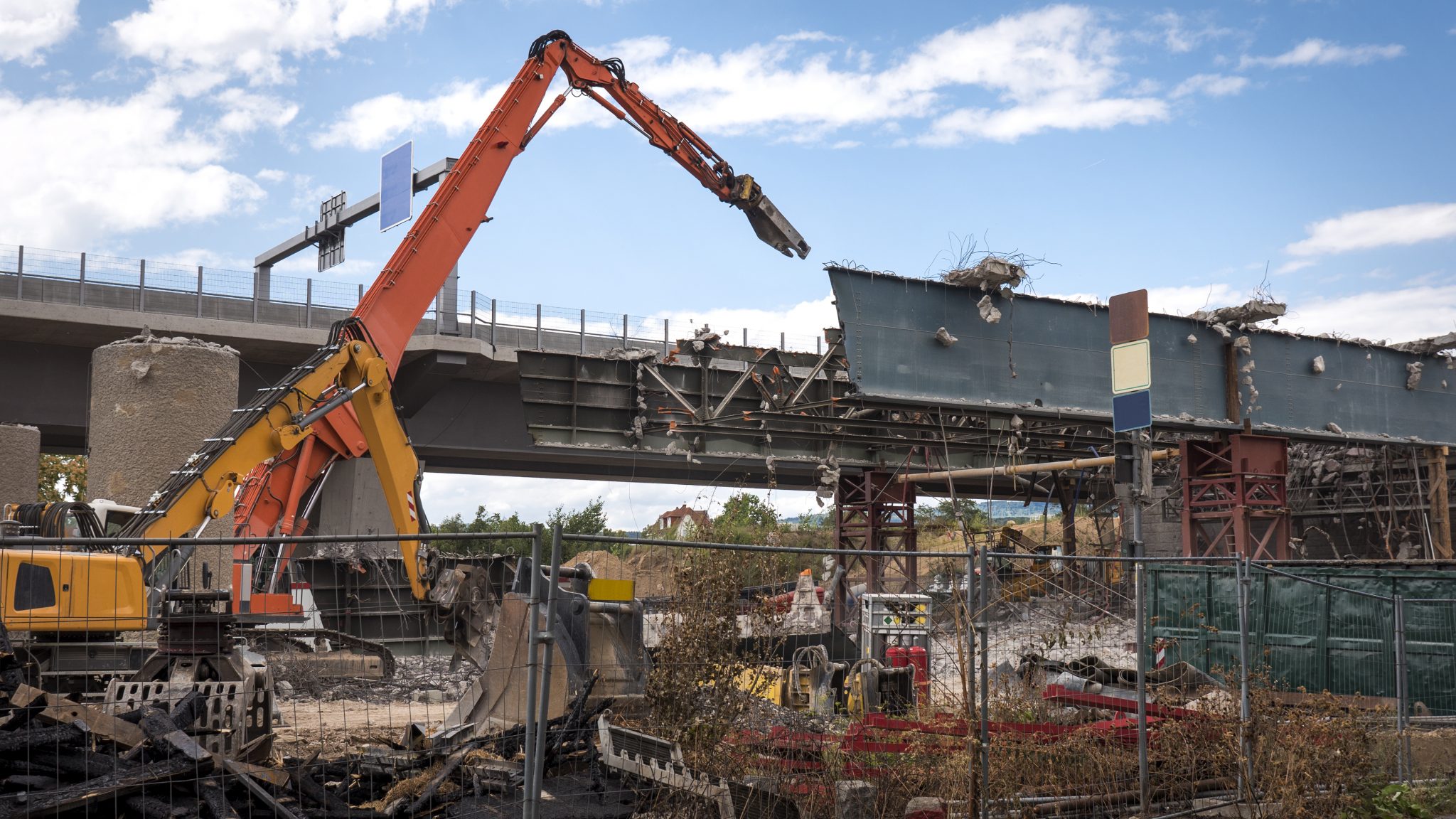 Hydraulics & Demolition: Improve Efficiency, Safety, & Profitability in ...